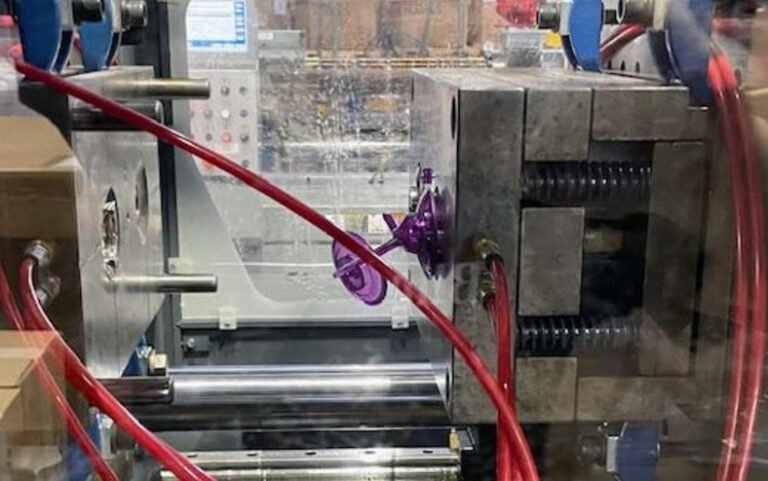 Injection Molding | Meyer Plastics Inc.